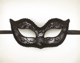 Silver Masquerade Mask With Dragon Scales Texture Metallic