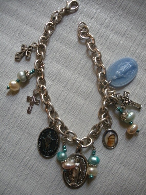 Madonna Holy Mary Virgin Mother Pearl Charm Bracelet