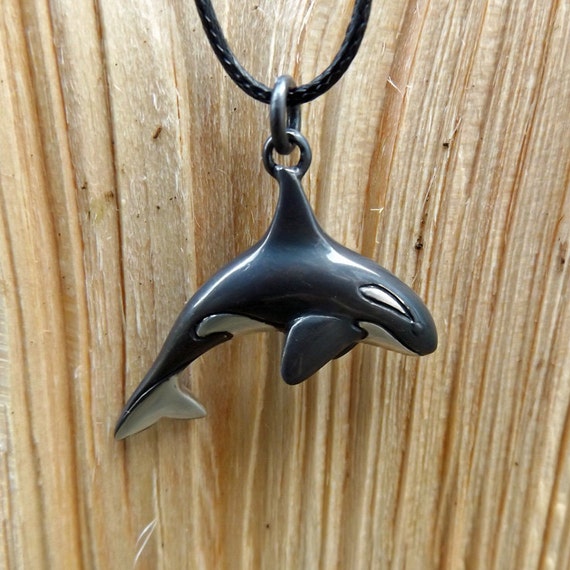 Silver Orca or Killer Whale Pendant. by ArgentAqua on Etsy
