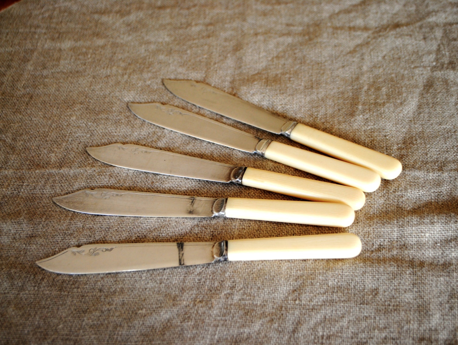 Six ENGLISH VINTAGE bone handle silver plate fish knives. My vintage ...