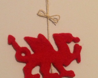 Gorgeous welsh dragon and heart wall hanger 15" can be made to order
