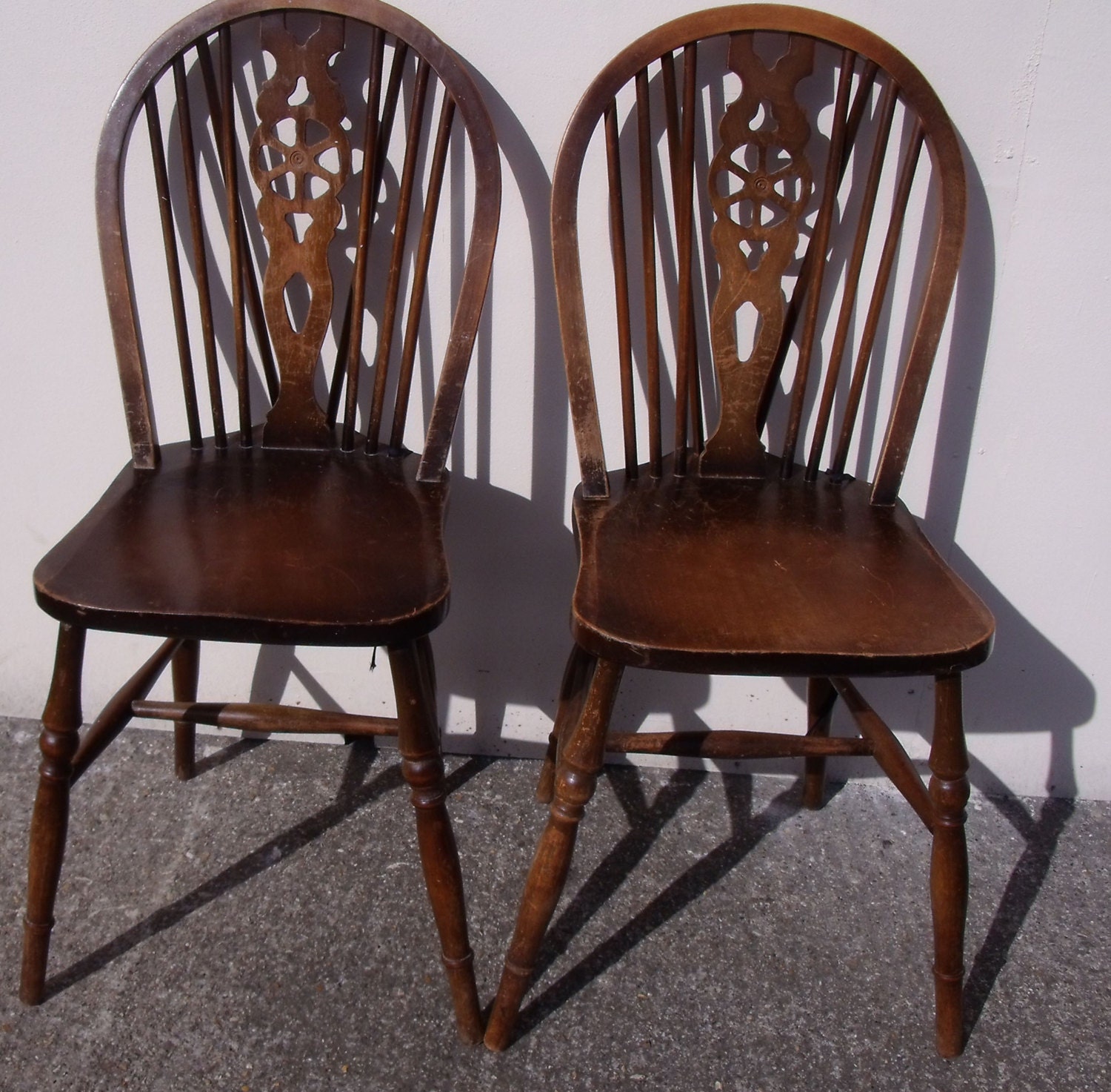 Pair of Wheel Back Dining Chairs – Haute Juice