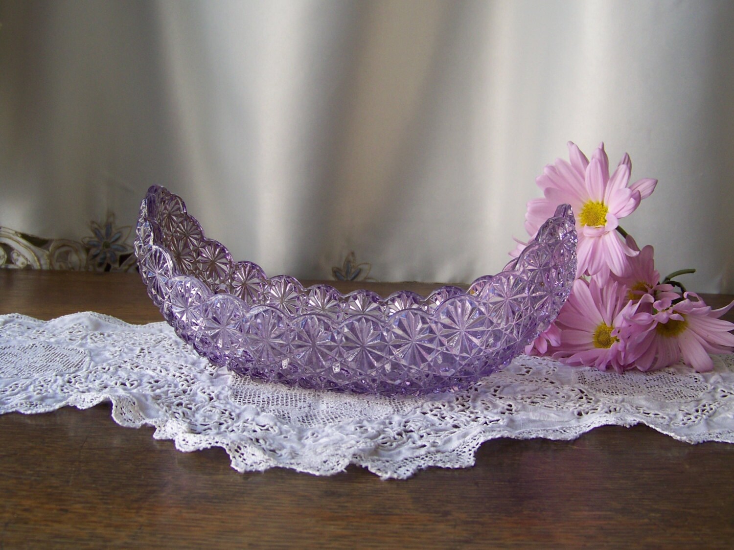 Vintage Glass Canoe Purple Glass Daisy Button Design Eapg Sun Glass Amethyst Relish Dish