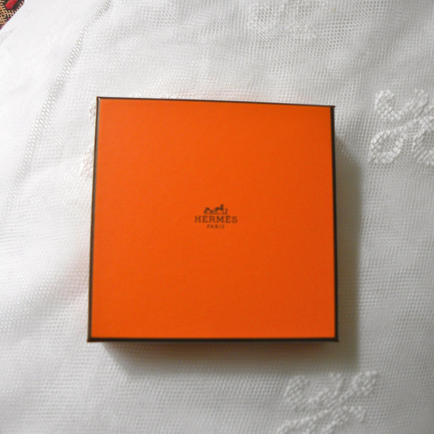 small Hermes Box – Haute Juice