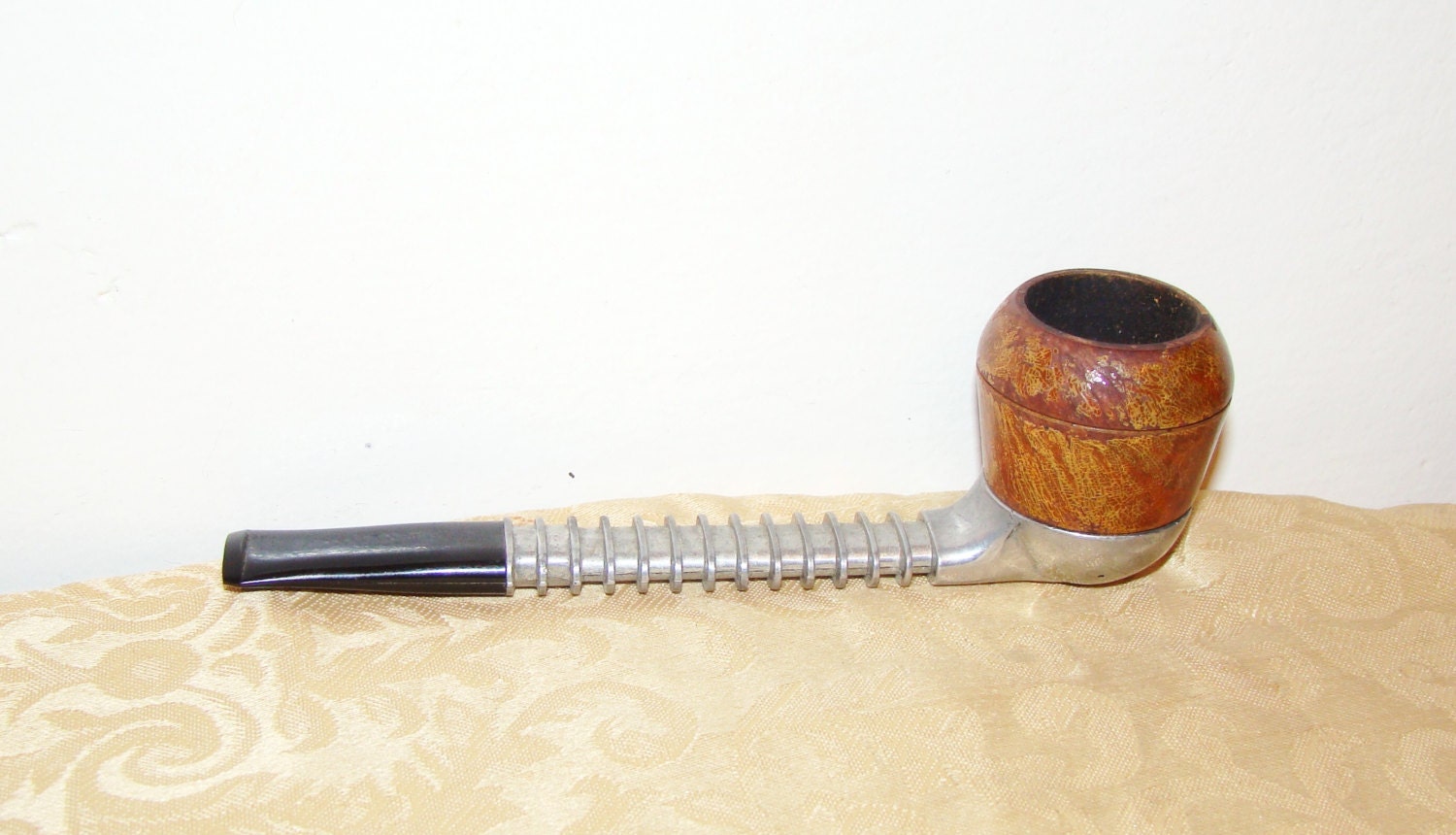 Vintage Yello-Bole Tobacco Pipe w Metal Stem