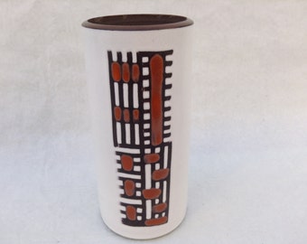 White ceramic vase | Etsy