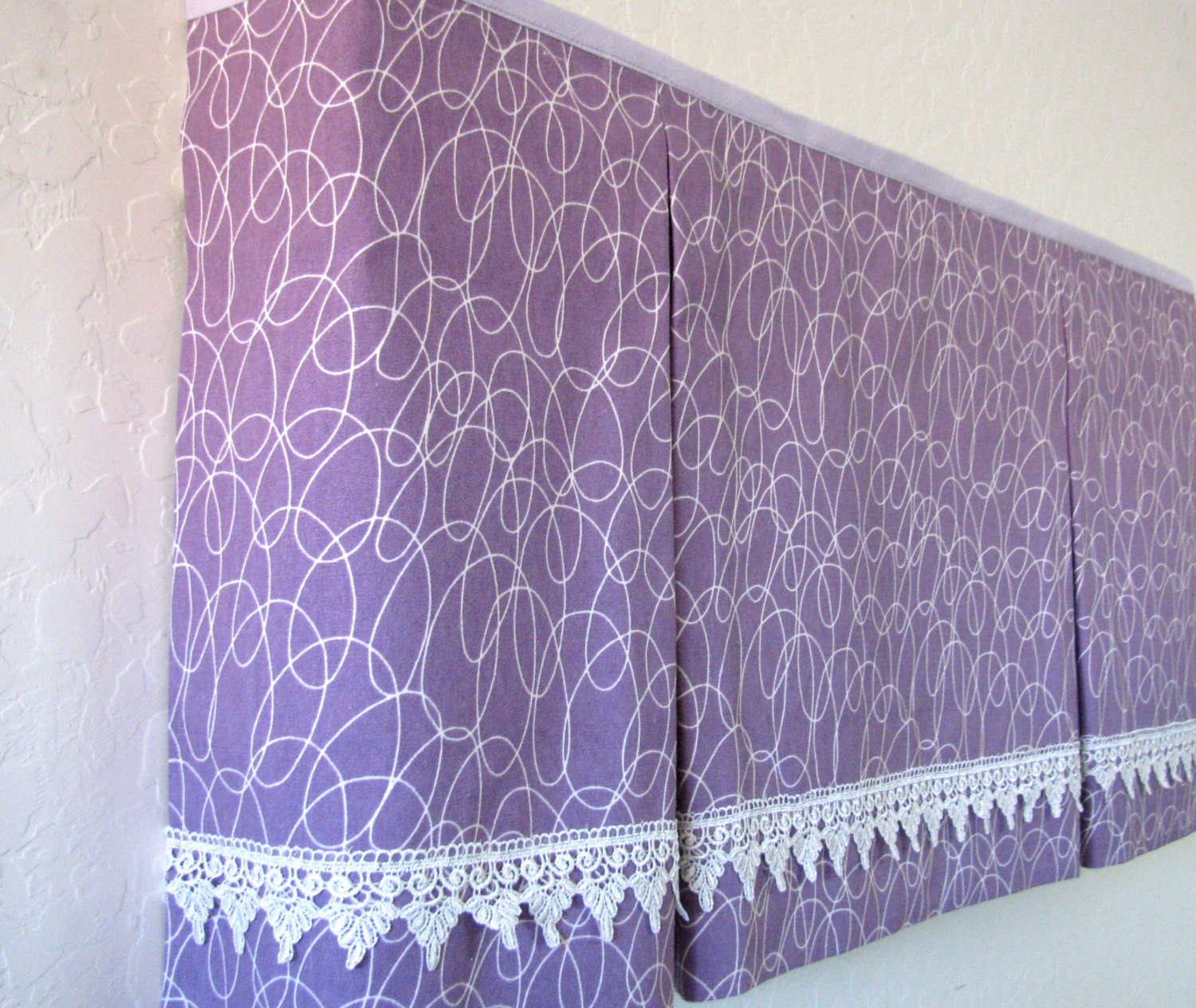 Box Pleated Window Valance/ Purple/ Lavender/ Hidden Rod