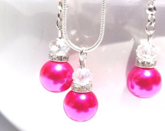 Popular items for magenta necklace on Etsy