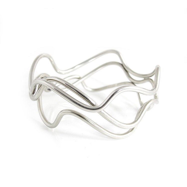 Mixed Metal Wire Wave Bangle Wavy Bangle Tri by leanderdambrosia
