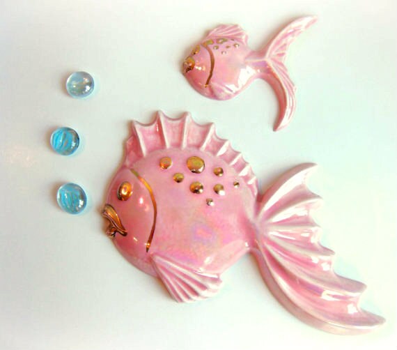 Ceramic Fish Wall Hanging 2 pink Vintage Fish by RavenintheDogwood Ceramic Fish Wall Hanging 2 pink Vintage Fish by RavenintheDogwood