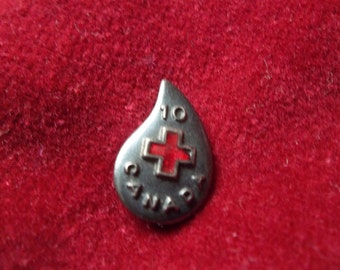 Popular items for red cross pin on Etsy