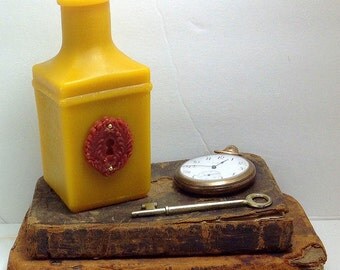 Kyra Table Loom with Stand RESERVED by GreatEastEmporium on Etsy