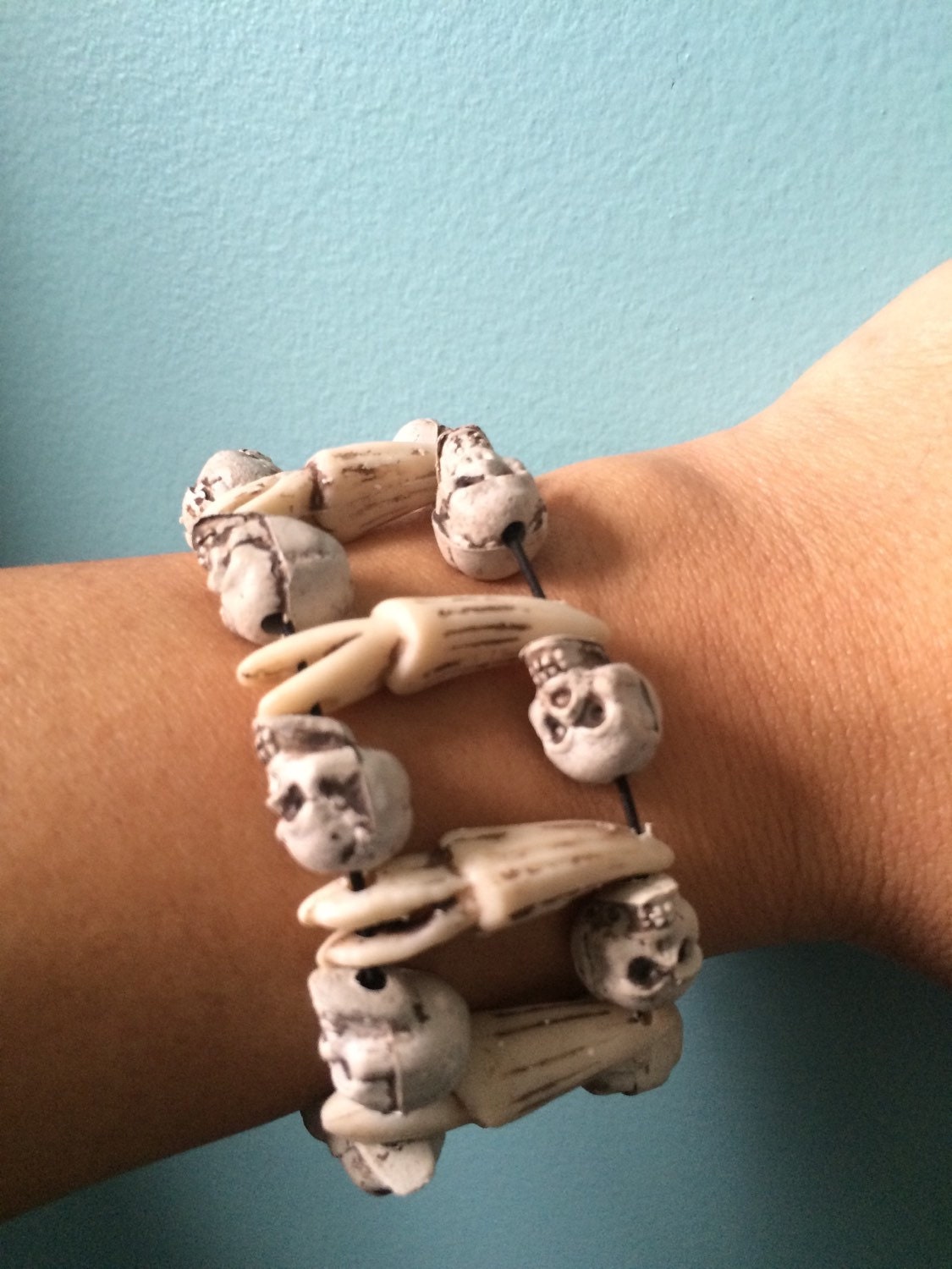 Skull and bones costume bracelet – Haute Juice