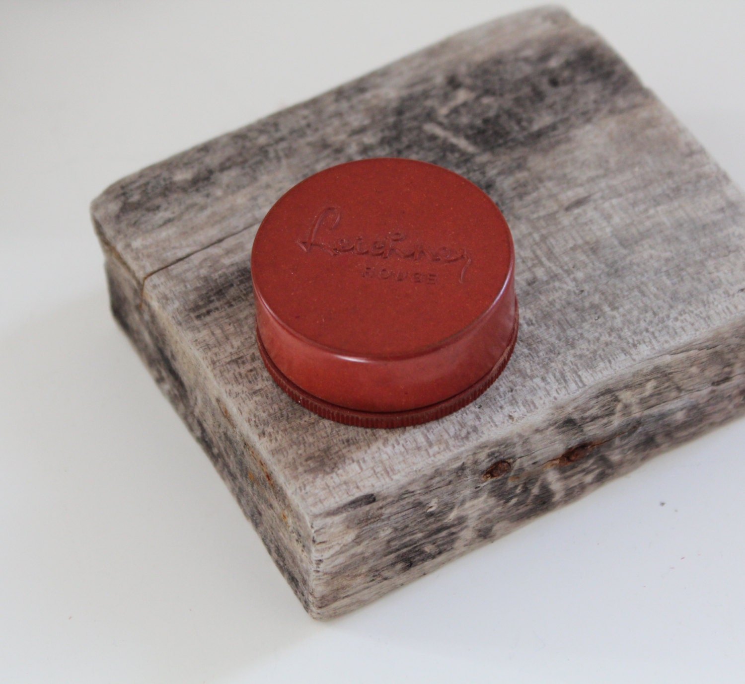 1920s Vintage Bakelite Rouge Box – Haute Juice