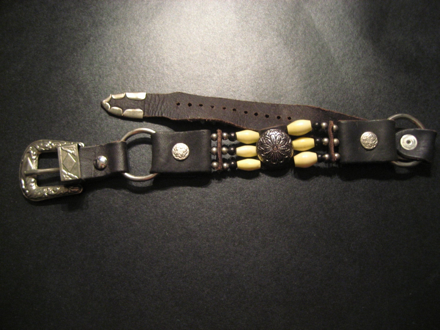 Vintage Leather Native American Round Concho hairpipe bone beads Boot ...