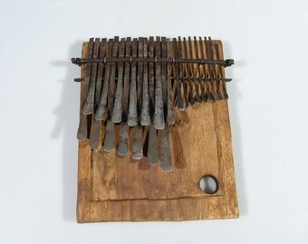 Items similar to 23 Key Shona Nhare Voice of the Ancestors ELECTRIC ...