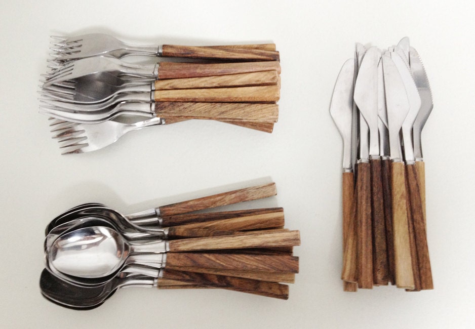 Vintage Flatware Set with Wooden Handles – 48 Pieces – Haute Juice