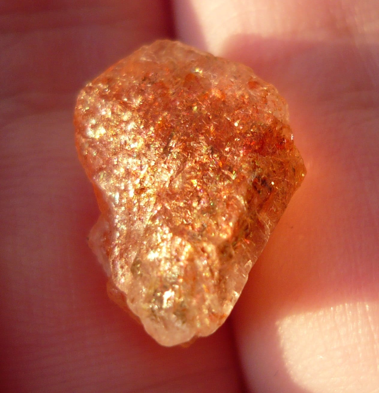 NATURAL SUNSTONE 18 x 13 x 13 mm rough raw roh 100% natural