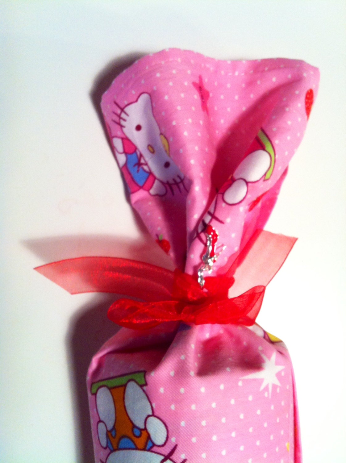 Hello Kitty cartoon fabric gift wrap with lining – 100% cotton lovely ...