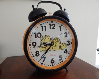 Garfield clock | Etsy