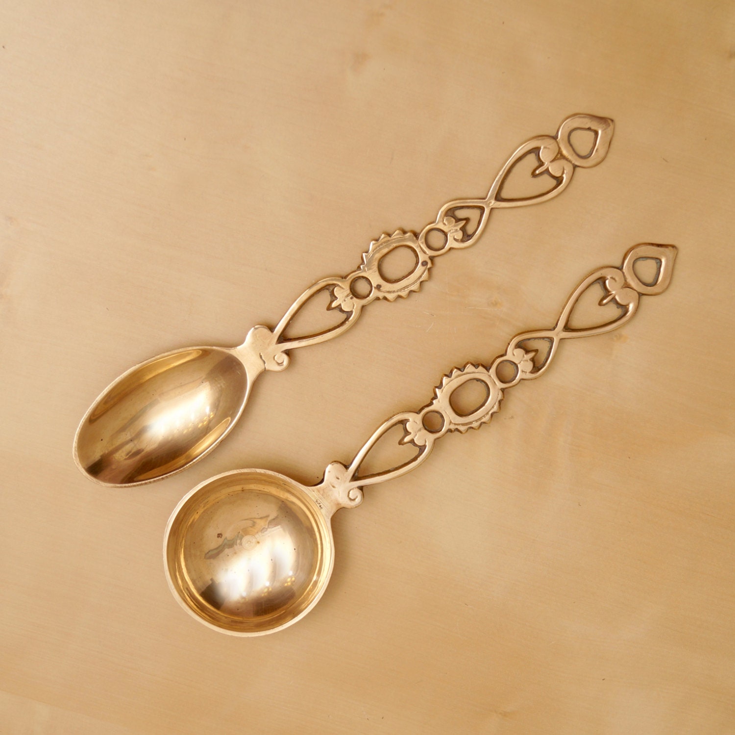 Brass decorative spoon set || vintage || wall decor || perfect vintage ...