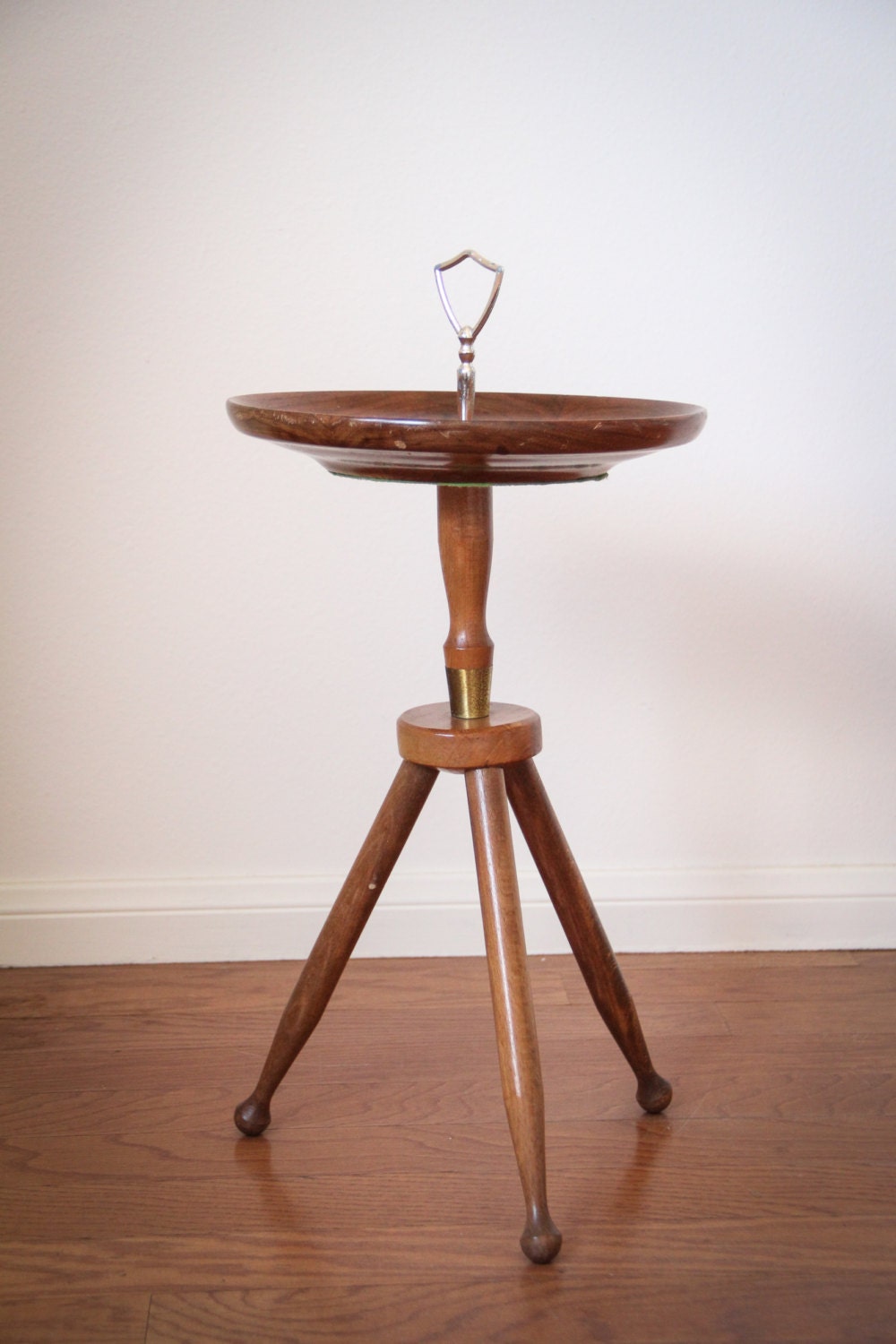 Vintage Wooden Cookie or Sandwich Stand – Haute Juice