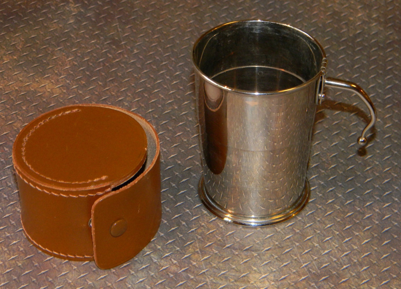 Clever Vintage Collapsible Metal Travel Cup by CuriosityShopper