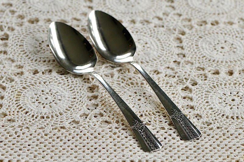 Oneida Vernon Silver Plate “Romford 1939” Set of Two Serving Spoons ...