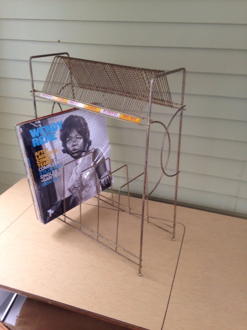 Metal Record Stand – vintage wire shelf – Haute Juice