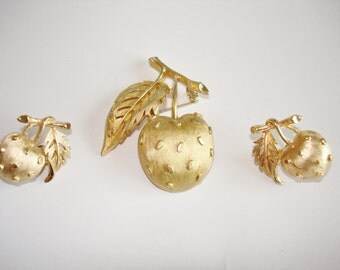 Gold apple earrings | Etsy