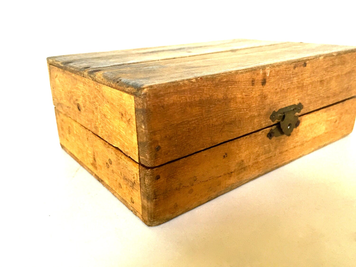 Vintage wooden box with dividers inside – Haute Juice