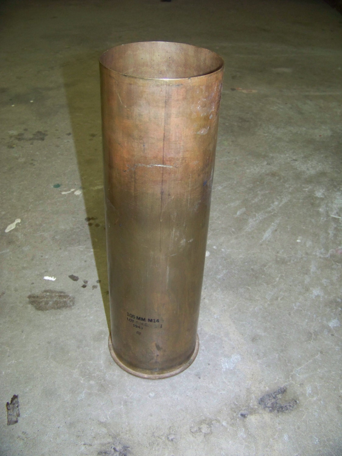 105 MM artillery shell casing dated 1943 good by copperclockmaker