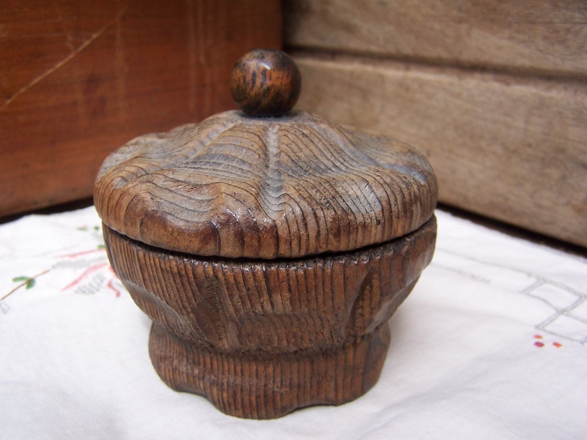 round vintage wooden lidded pot, box. trinket box, home decor, dark ...