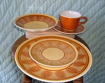 Popular items for 1970s dinnerware on Etsy