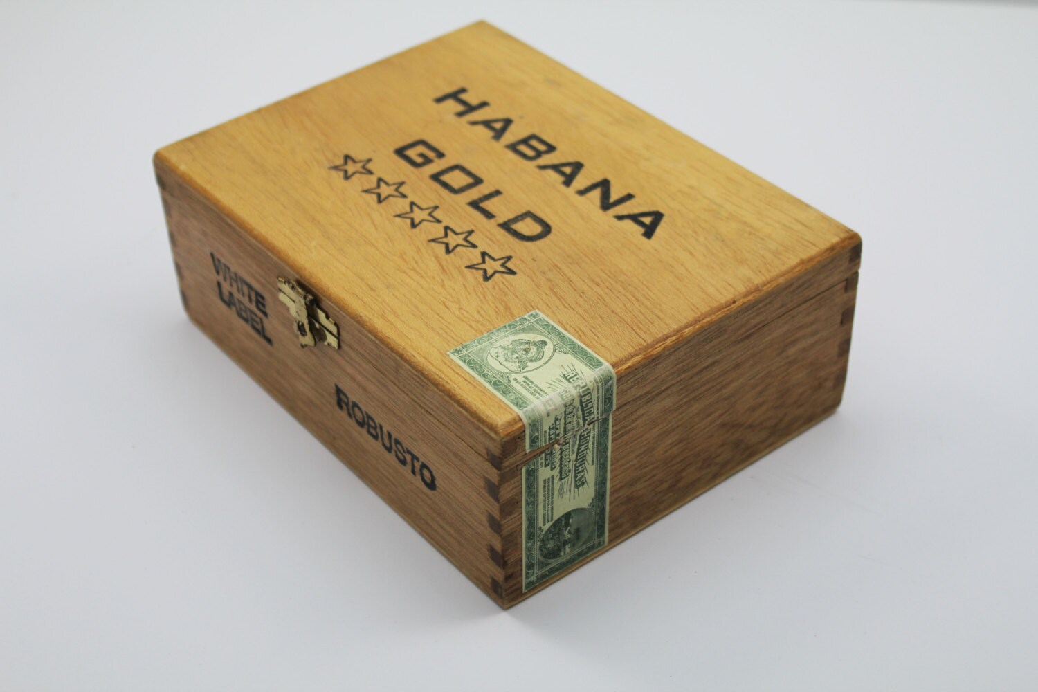 Vintage dovetailed wood cigar box. Habana Gold White Label Robusto ...