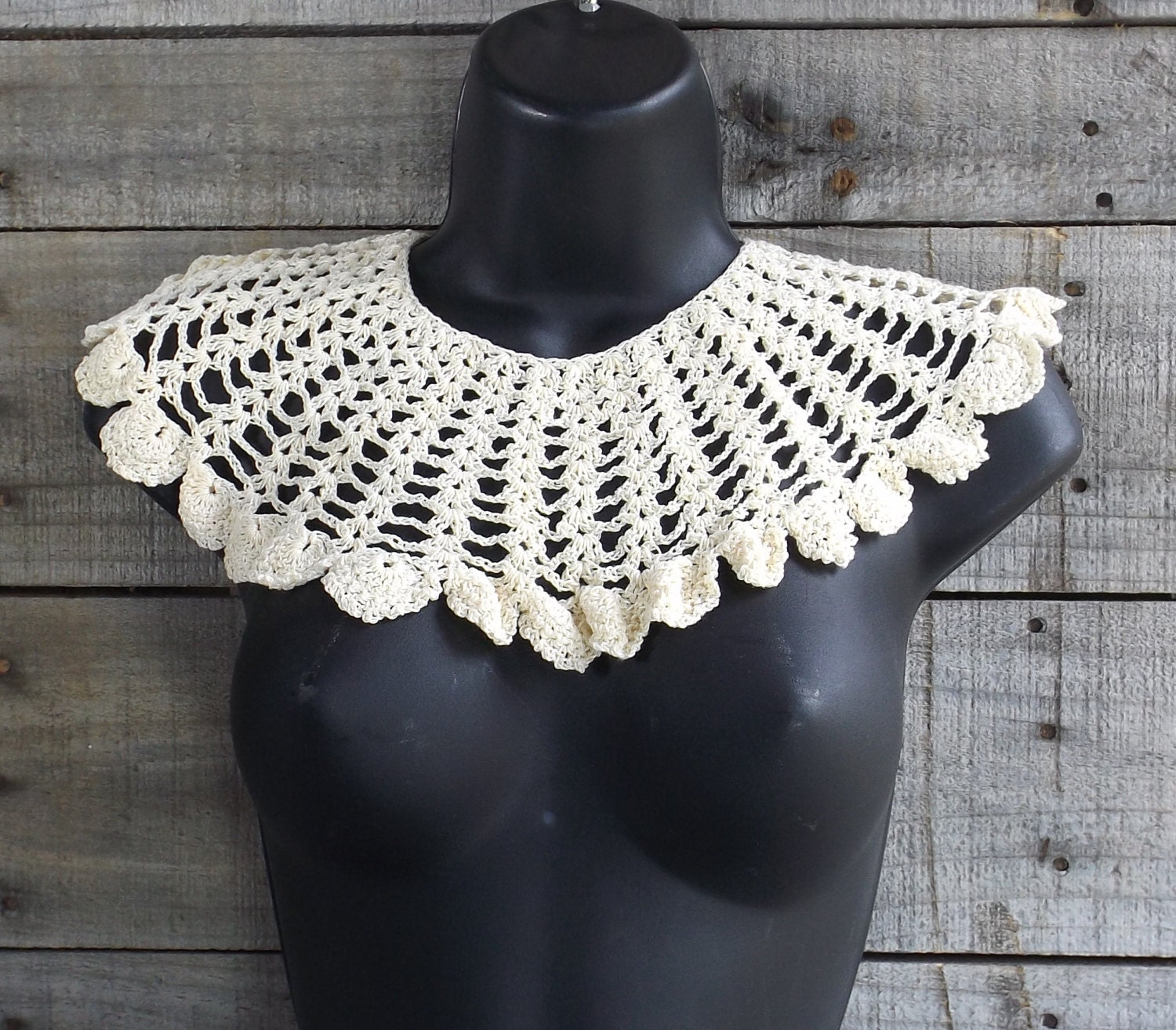 Vintage Beige Off White Crocheted Women’s Collar Button Back Removeable ...