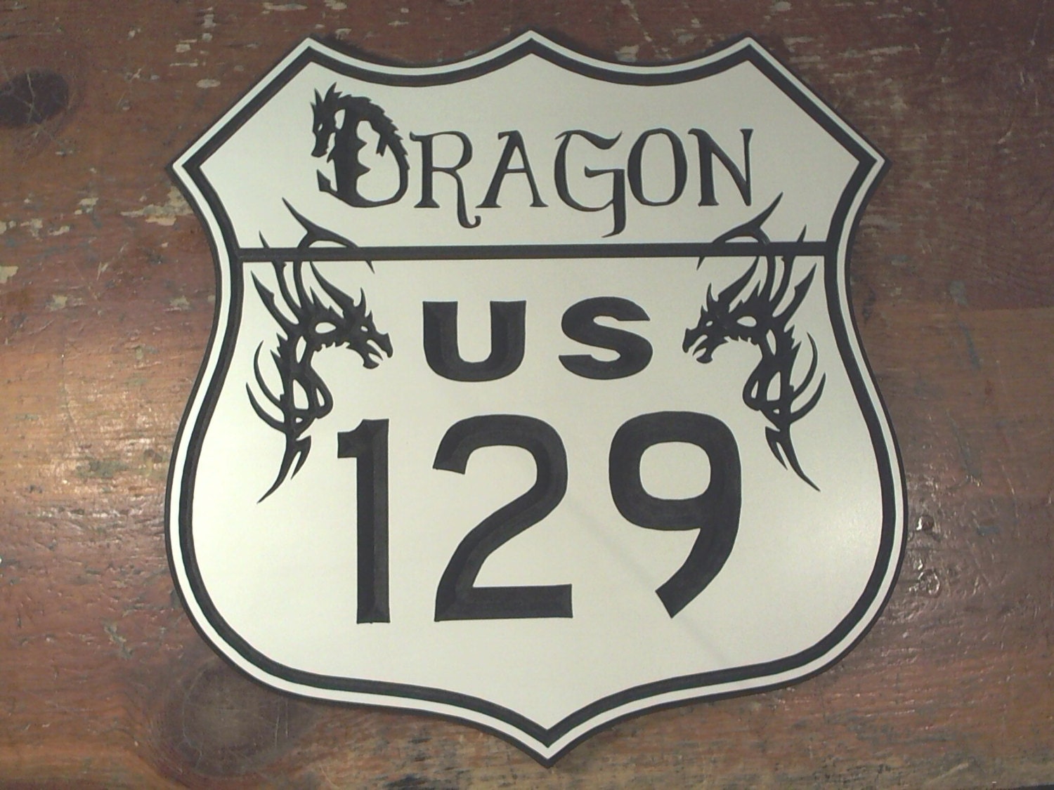Tail of the Dragon US129 engraved road sign by Engravingjustforfun