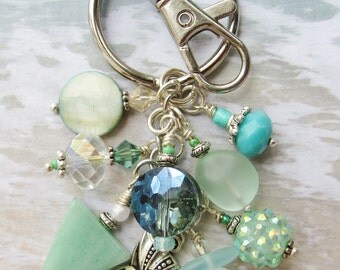 Sea shell keychain | Etsy