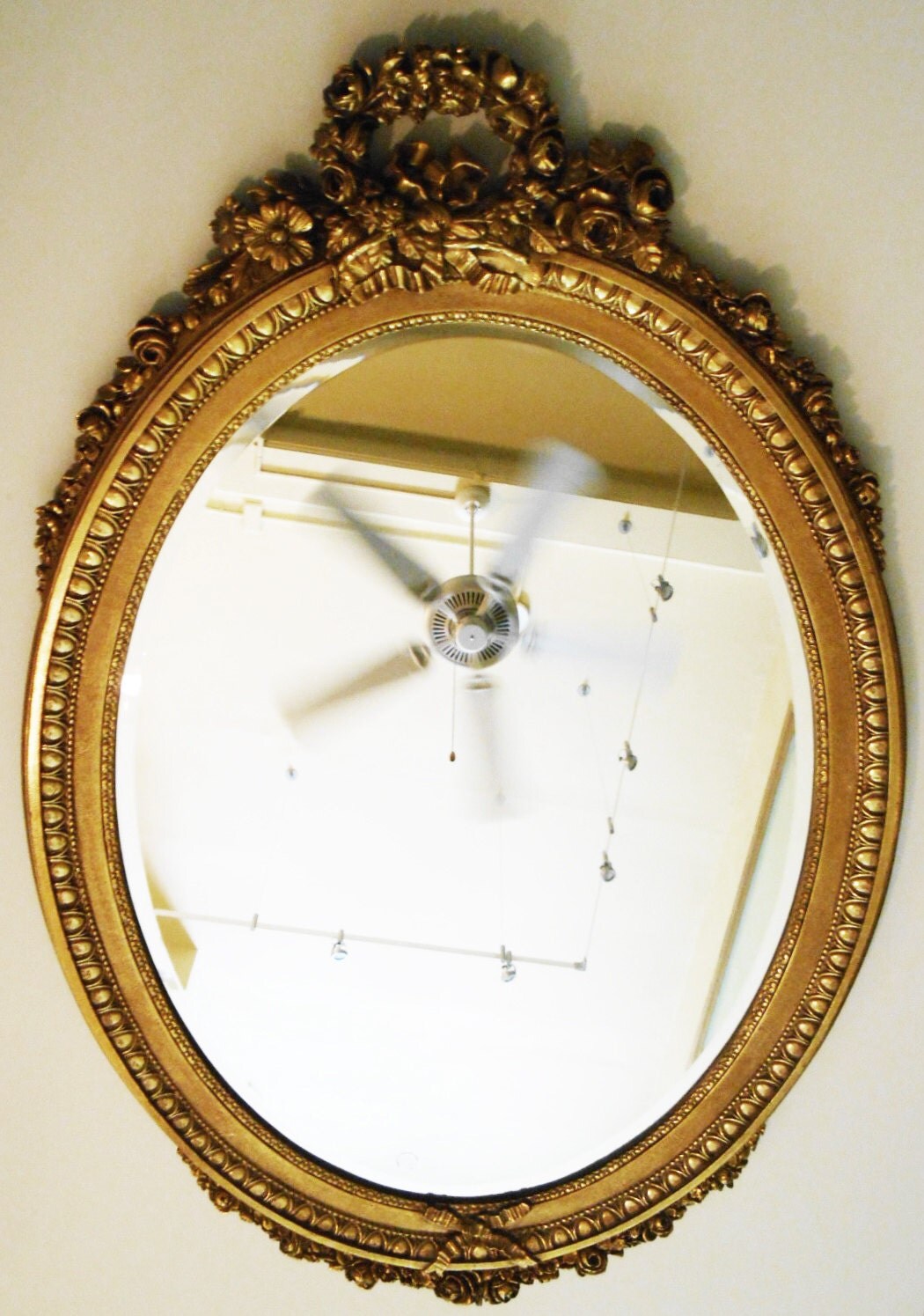 Elegant Ornate Rococo Style Oval Framed Mirror Antiqued Gold Wood ...