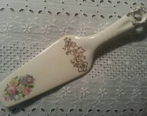 Popular items for pie servers on Etsy