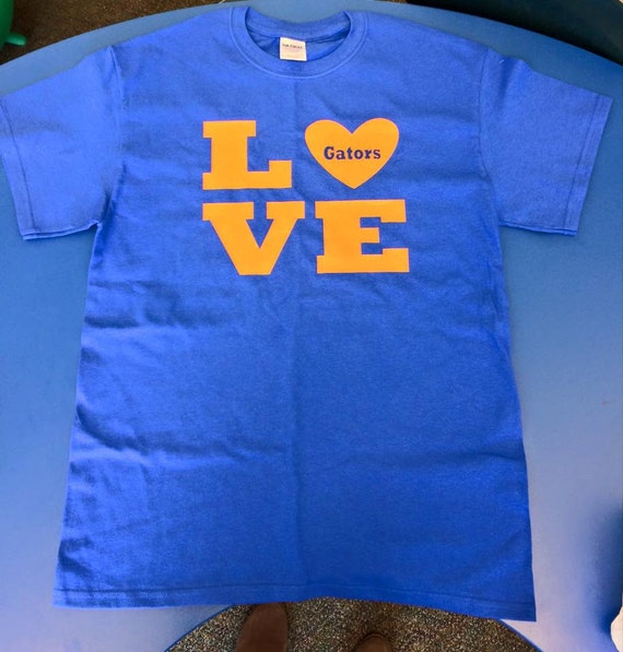 Items similar to Gator Love on Etsy