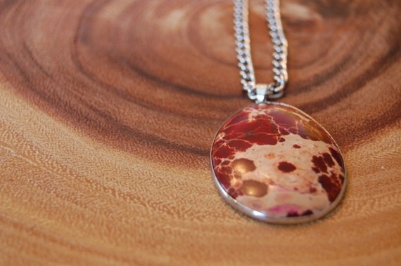 Items similar to Red Pendant Necklace on Etsy