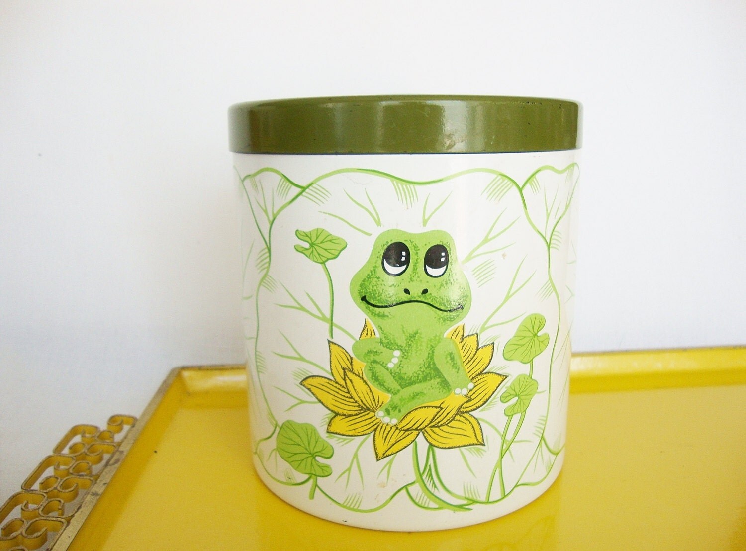 vintage frog canister neil the frog sears 1970s tub container – Haute Juice
