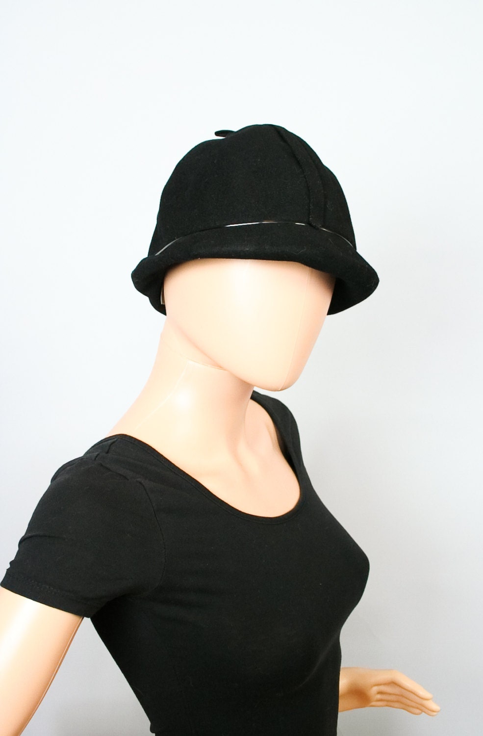 Vintage Adolfo Mod Hat / Black Wool Felt Hat / 1970s by ontheprowl
