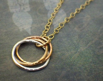3 Rings Necklace Interlocking Rings 30th Birthday by damasksilver