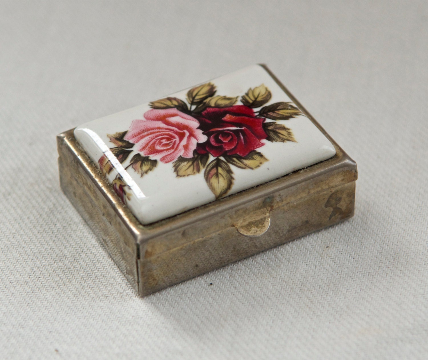 Vintage pill box…silver metal with porcelain top…roses on top. – Haute ...