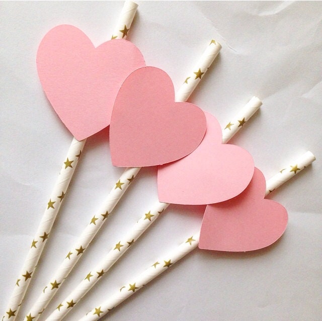 Gold star paper straw with pink heart party by Bagsoffavours