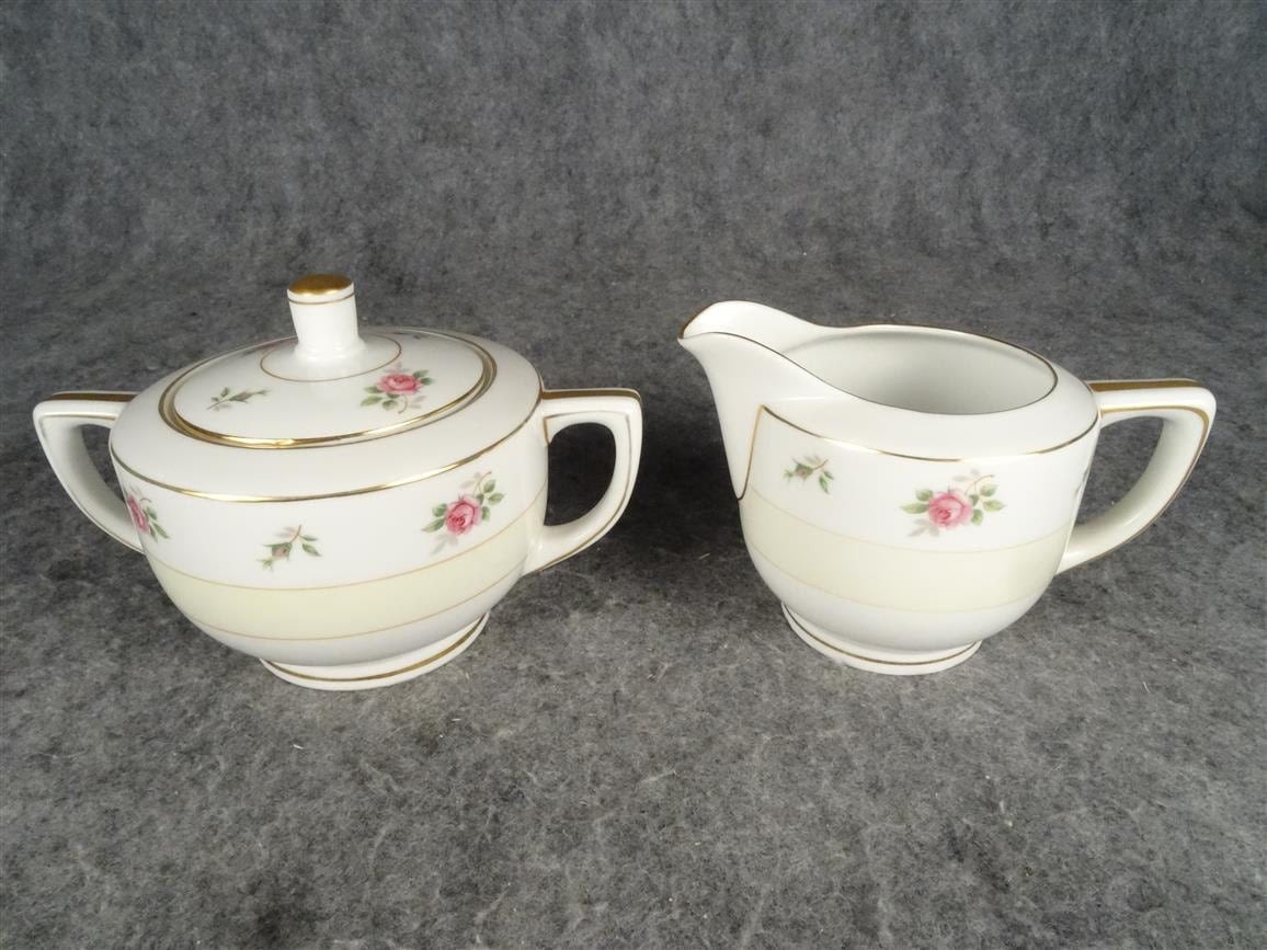 Vintage Fuji China Japan Rosebud Pattern Creamer and Sugar Bowl with ...