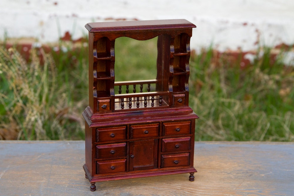 Wooden Hutch with Mirror – 1:12 Scale Dollhouse Furniture – Haute Juice