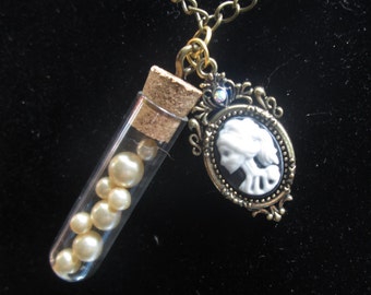 Items similar to Dangle on Etsy